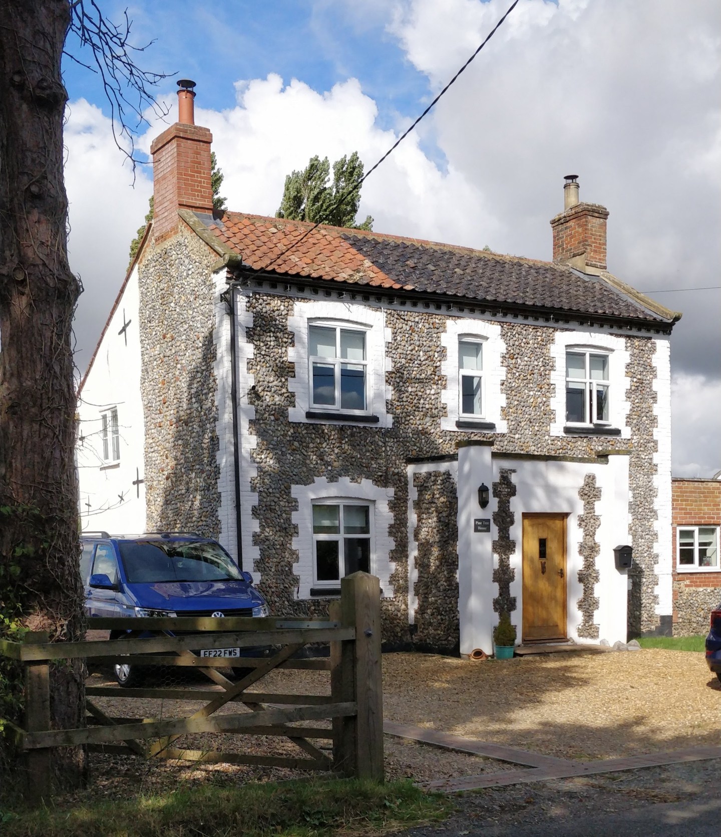 Pine Tree House, Low Common – Deopham History